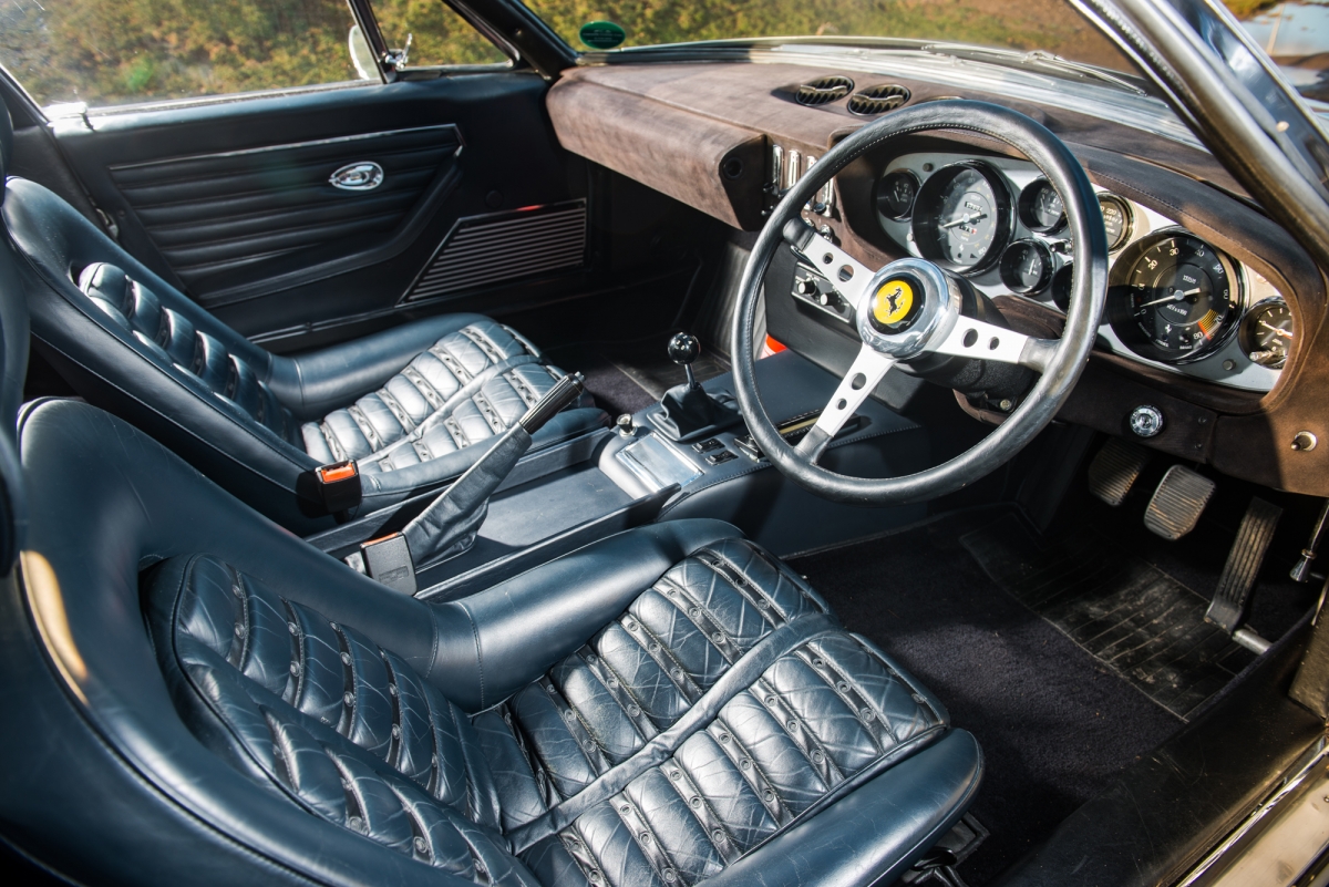 1972 Ferrari 365 GTB4 Daytona interior 1 HR - Historic Racing Technology